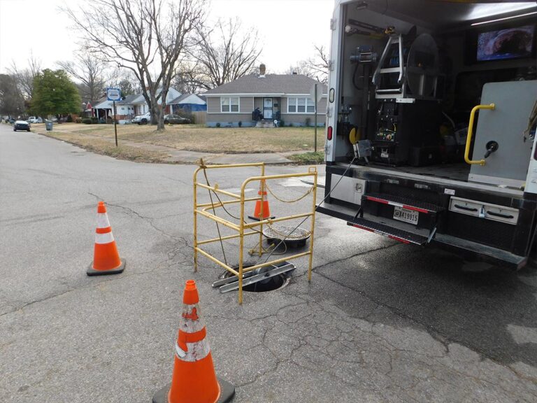 Manhole Inspection - HydromaxUSA